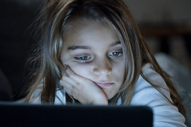 How to Keep Kids A way From Screens?